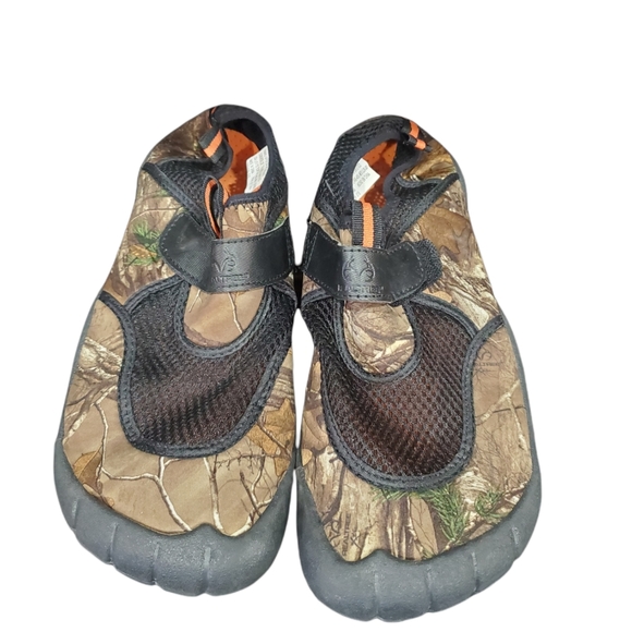 Realtree | Shoes | Realtree Mens Shoes Camo Aqua Sock Water Barefoot ...